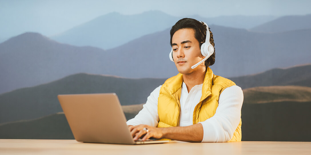 What is tech sales & how to break into it?